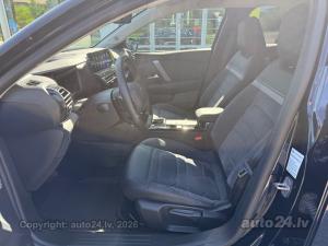 Zils Citroen C4 2024 Jehvi, ar dzinēja tilpumu 1.20 L un nobraukumu 15 tūkst. km par 24900 €, foto 7 vietnē AUTOMOTO.COM.LV