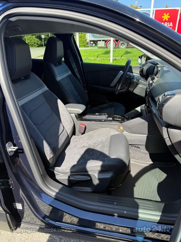 Zils Citroen C4 2024 Jehvi, ar dzinēja tilpumu 1.20 L un nobraukumu 15 tūkst. km par 24900 €, foto 8 vietnē AUTOMOTO.COM.LV