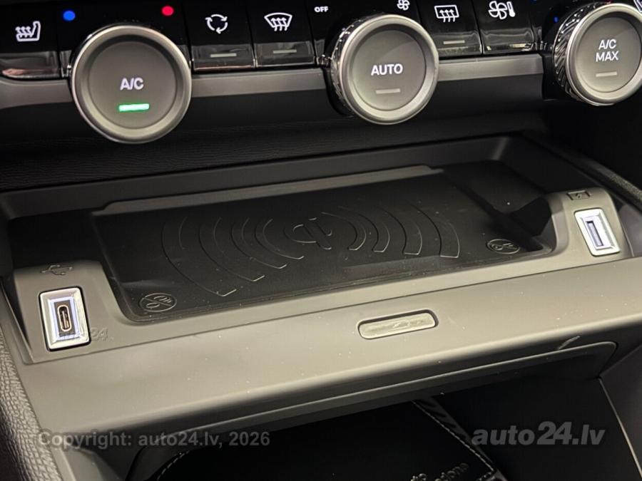 Zils Citroen C4 2024 Tallina, ar dzinēja tilpumu 1.50 L un nobraukumu 14 tūkst. km par 24900 €, foto 14 vietnē AUTOMOTO.COM.LV