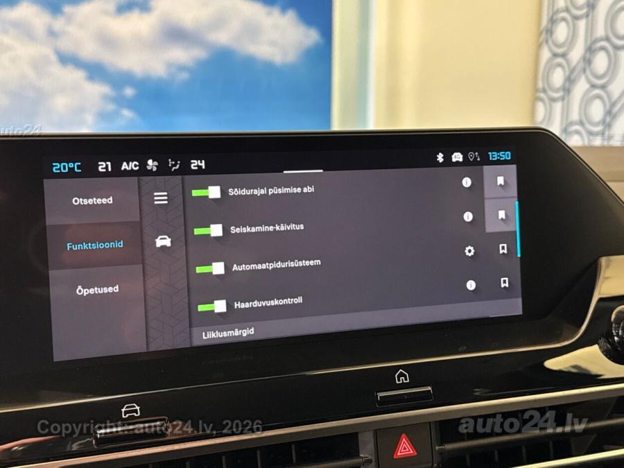 Zils Citroen C4 2024 Tallina, ar dzinēja tilpumu 1.50 L un nobraukumu 14 tūkst. km par 24900 €, foto 16 vietnē AUTOMOTO.COM.LV