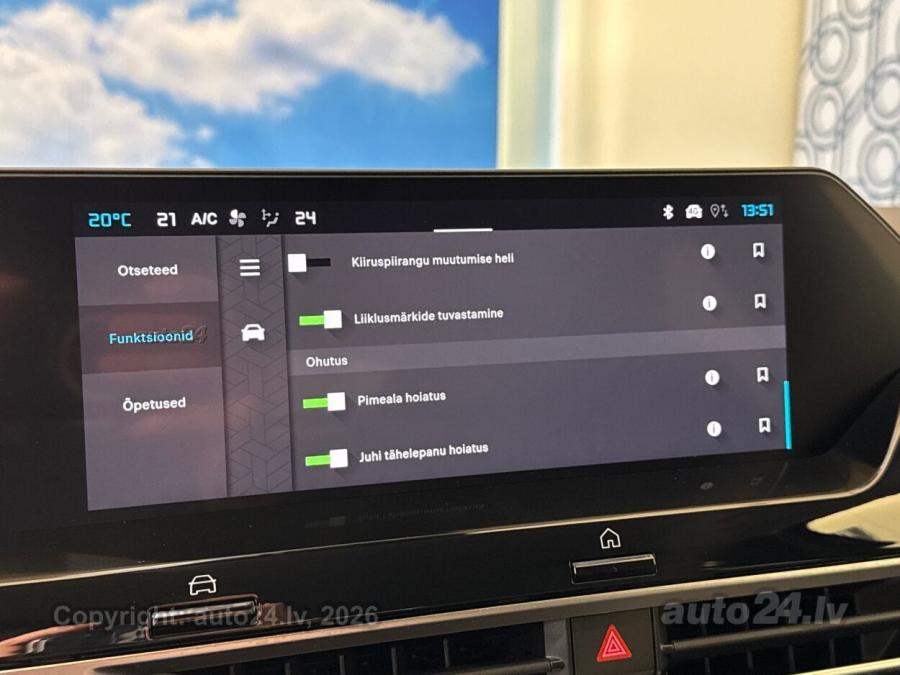 Zils Citroen C4 2024 Tallina, ar dzinēja tilpumu 1.50 L un nobraukumu 14 tūkst. km par 24900 €, foto 21 vietnē AUTOMOTO.COM.LV
