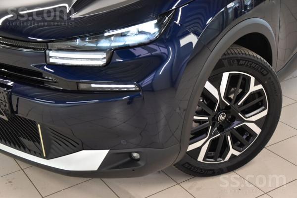 Zils Citroen C4 2025 Rīga, ar dzinēja tilpumu 1.20 L un nobraukumu 4 tūkst. km par 23990 €, foto 9 vietnē AUTOMOTO.COM.LV