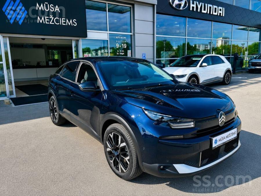 Zils Citroen C4 2026 Rīga, ar dzinēja tilpumu 1.20 L un nobraukumu 10 tūkst. km par 25400 €, foto 4 vietnē AUTOMOTO.COM.LV