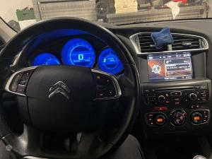 Blue Citroen C4 2014 in Alytus, with an engine capacity of 1.56 L and mileage of 243 thousand km for 4200 €, photo 10 on AUTOMOTO.COM.LV