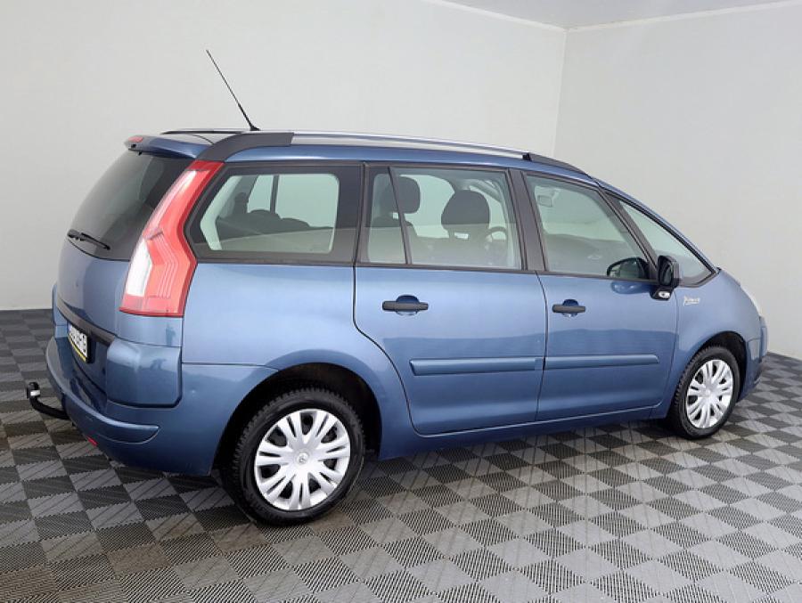 Blue Citroen C4 2011 in Tallinn, with an engine capacity of 1.60 L and mileage of 334 thousand km for 1699 €, photo 4 on AUTOMOTO.COM.LV
