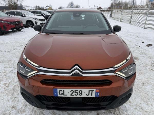Brūns Citroen C4 2022 Marijampole, ar dzinēja tilpumu 1.20 L un nobraukumu 91 tūkst. km par 12094 €, foto 2 vietnē AUTOMOTO.COM.LV