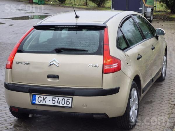 Brown Citroen C4 2006 in Riga, with an engine capacity of 1.60 L and mileage of 160 thousand km for 1190 €, photo 4 on AUTOMOTO.COM.LV