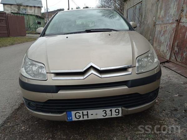 Brūns Citroen C4 2006 Rīga, ar dzinēja tilpumu 1.60 L un nobraukumu 212 tūkst. km par 1000 €, foto 5 vietnē AUTOMOTO.COM.LV