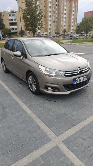 Brown Citroen C4 2010 in Kaunas, with an engine capacity of 1.60 L and mileage of 65 thousand km for 2499 €, photo 3 on AUTOMOTO.COM.LV