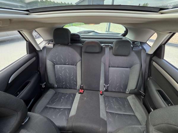 Brūns Citroen C4 2011 Šauļi, ar dzinēja tilpumu 1.56 L un nobraukumu 261 tūkst. km par 2700 €, foto 9 vietnē AUTOMOTO.COM.LV