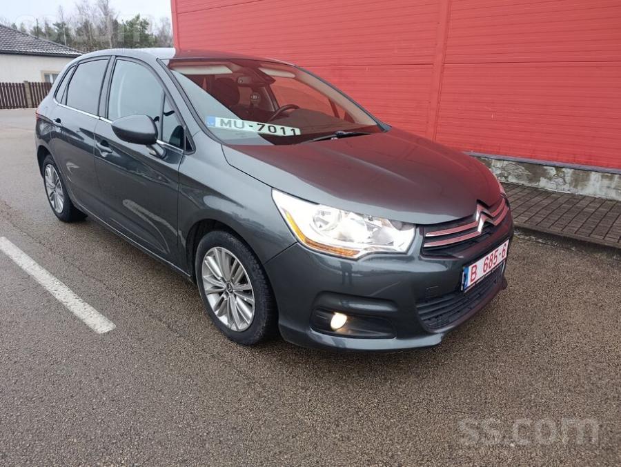 Brown Citroen C4 2012 in Rezekne, with an engine capacity of 1.60 L and mileage of 246 thousand km for 3050 €, photo 3 on AUTOMOTO.COM.LV
