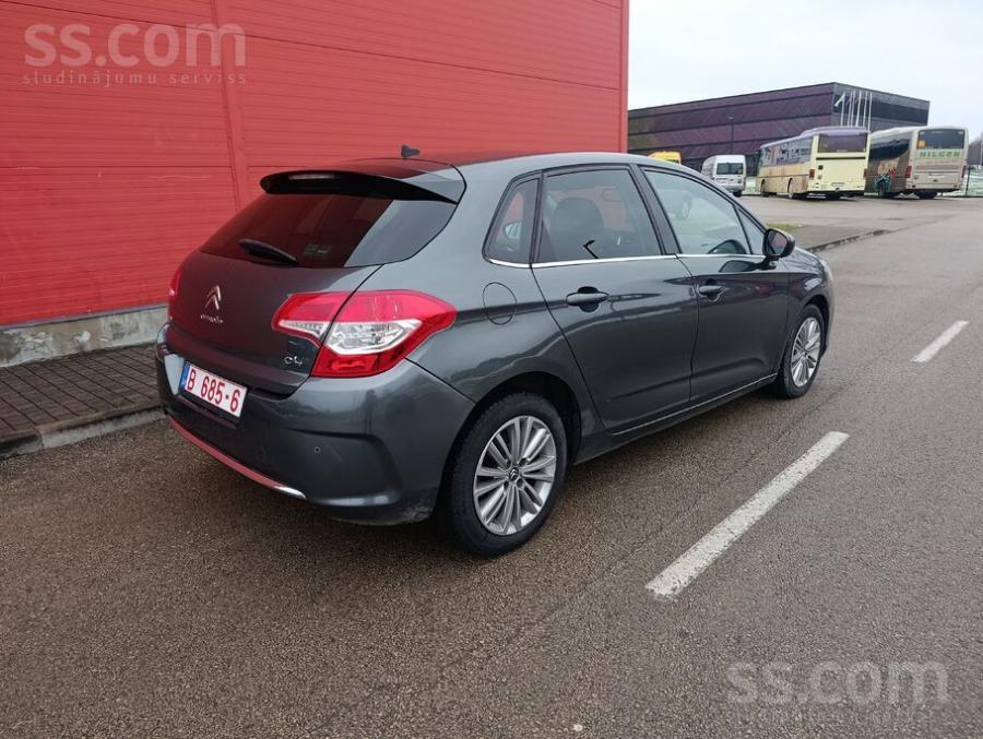 Brown Citroen C4 2012 in Rezekne, with an engine capacity of 1.60 L and mileage of 246 thousand km for 3050 €, photo 5 on AUTOMOTO.COM.LV