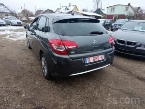 Brown Citroen C4 2012 in Rezekne, with an engine capacity of 1.60 L and mileage of 246 thousand km for 3050 €, photo 19 on AUTOMOTO.COM.LV