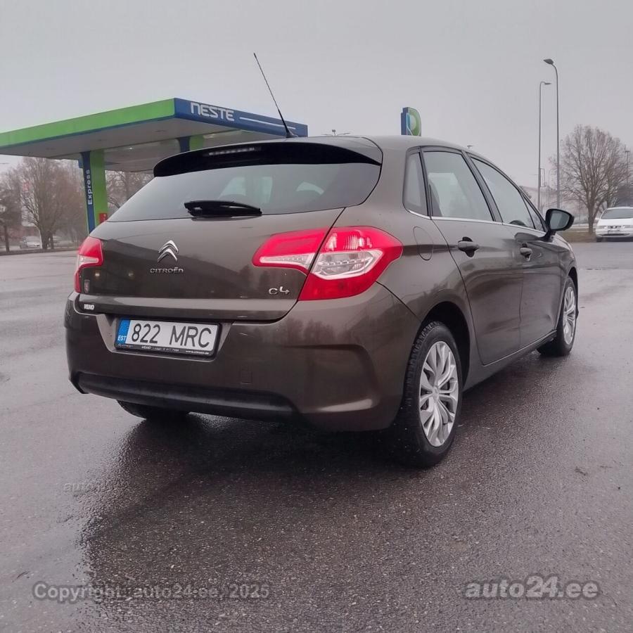 Brown Citroen C4 2012 in Tallinn, with an engine capacity of 1.60 L and mileage of 212 thousand km for 2399 €, photo 7 on AUTOMOTO.COM.LV