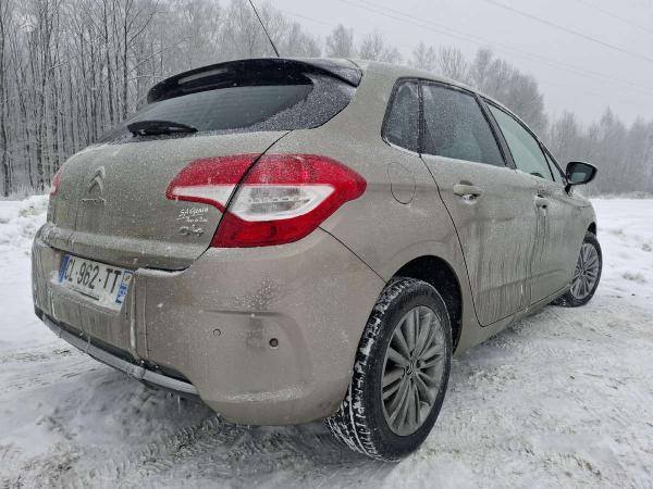Brown Citroen C4 2012 in Kaunas, with an engine capacity of 1.56 L and mileage of 254 thousand km for 4250 €, photo 2 on AUTOMOTO.COM.LV