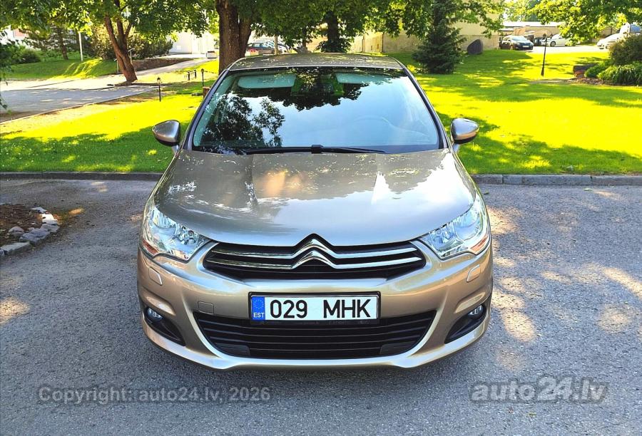 Brown Citroen C4 2012 in Tartu, with an engine capacity of 1.60 L and mileage of 196 thousand km for 4790 €, photo 13 on AUTOMOTO.COM.LV