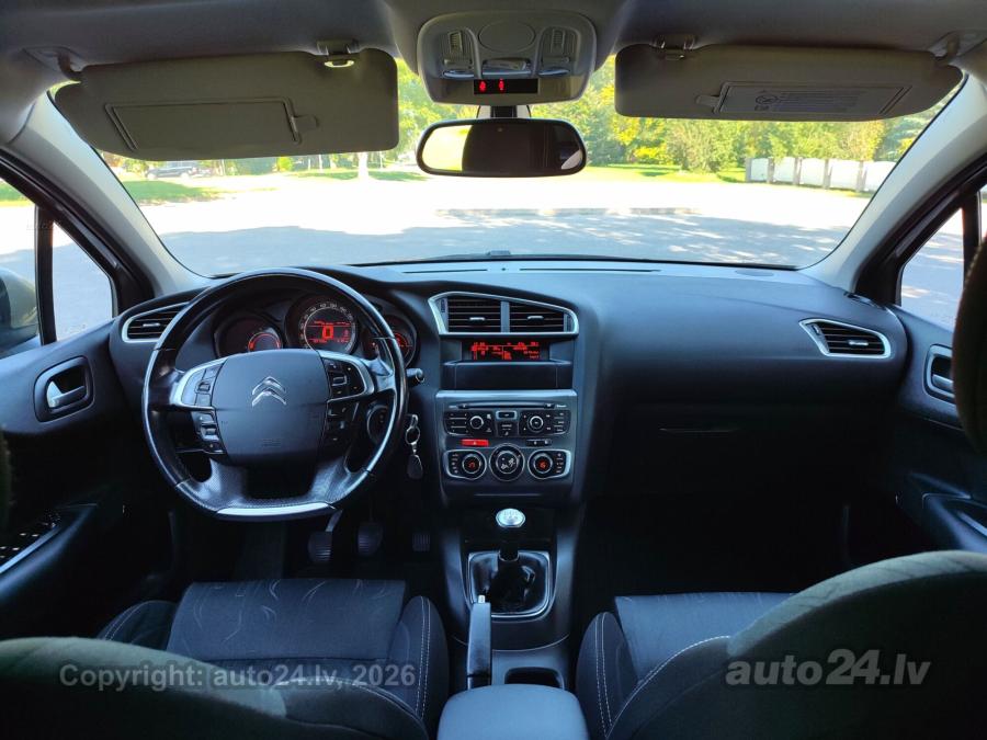 Brown Citroen C4 2012 in Tartu, with an engine capacity of 1.60 L and mileage of 196 thousand km for 4790 €, photo 14 on AUTOMOTO.COM.LV