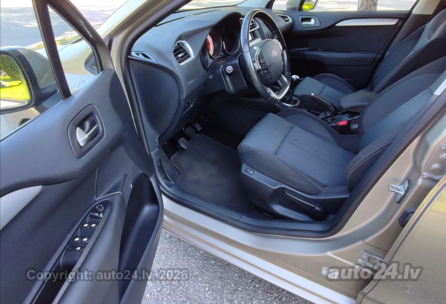 Brown Citroen C4 2012 in Tartu, with an engine capacity of 1.60 L and mileage of 196 thousand km for 4790 €, photo 15 on AUTOMOTO.COM.LV