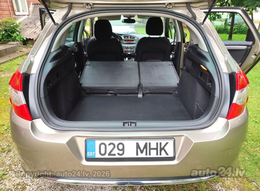 Brown Citroen C4 2012 in Tartu, with an engine capacity of 1.60 L and mileage of 196 thousand km for 4790 €, photo 24 on AUTOMOTO.COM.LV