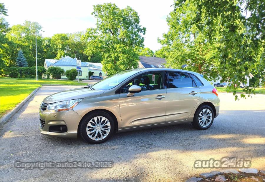 Brūns Citroen C4 2012 Tartu, ar dzinēja tilpumu 1.60 L un nobraukumu 196 tūkst. km par 3490 €, foto 8 vietnē AUTOMOTO.COM.LV