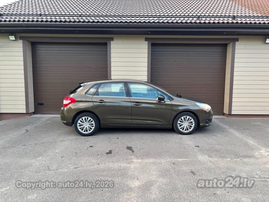 Brown Citroen C4 2012 in Parnu, with an engine capacity of 1.60 L and mileage of 218 thousand km for 2990 €, photo 4 on AUTOMOTO.COM.LV