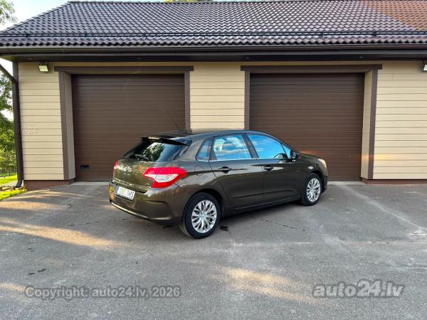 Brown Citroen C4 2012 in Parnu, with an engine capacity of 1.60 L and mileage of 218 thousand km for 2990 €, photo 6 on AUTOMOTO.COM.LV