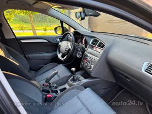 Brown Citroen C4 2012 in Parnu, with an engine capacity of 1.60 L and mileage of 218 thousand km for 2990 €, photo 12 on AUTOMOTO.COM.LV