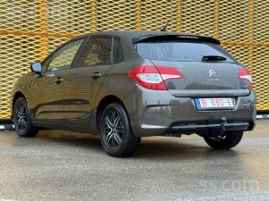 Brūns Citroen C4 2013 Ogre, ar dzinēja tilpumu 1.60 L un nobraukumu 152 tūkst. km par 4995 €, foto 5 vietnē AUTOMOTO.COM.LV