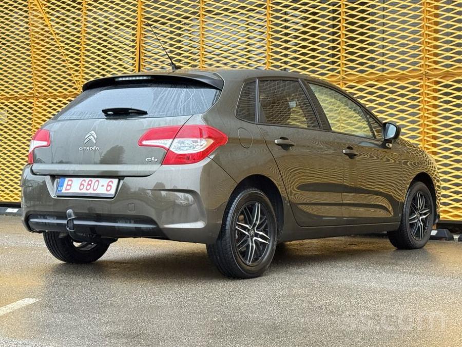 Brūns Citroen C4 2013 Ogre, ar dzinēja tilpumu 1.60 L un nobraukumu 152 tūkst. km par 4995 €, foto 7 vietnē AUTOMOTO.COM.LV