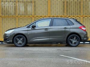 Brūns Citroen C4 2013 Ogre, ar dzinēja tilpumu 1.60 L un nobraukumu 152 tūkst. km par 4995 €, foto 9 vietnē AUTOMOTO.COM.LV