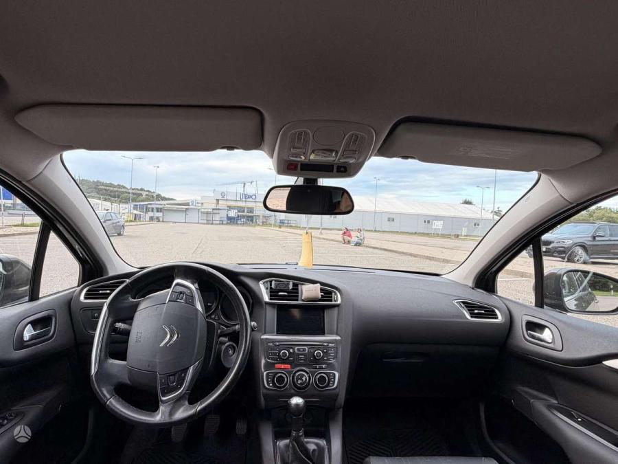 Brūns Citroen C4 2013 Viļņa, ar dzinēja tilpumu 1.56 L un nobraukumu 194 tūkst. km par 2400 €, foto 9 vietnē AUTOMOTO.COM.LV