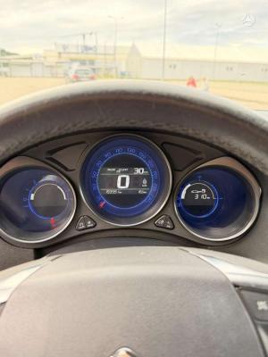 Brūns Citroen C4 2013 Viļņa, ar dzinēja tilpumu 1.56 L un nobraukumu 194 tūkst. km par 2400 €, foto 10 vietnē AUTOMOTO.COM.LV