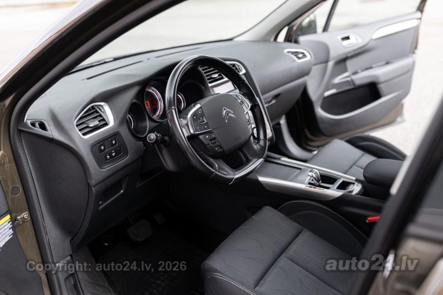 Коричневый Ситроен С4 2013 в Таллин, объемом двигателя 1.60 л и пробегом 226 тыс. км за 3999 €, фото 20 на AUTOMOTO.COM.LV