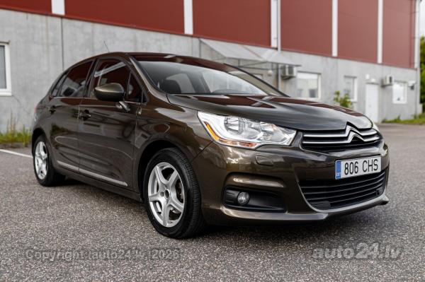 Brown Citroen C4 2013 in Tallinn, with an engine capacity of 1.60 L and mileage of 226 thousand km for 3999 €, photo 1 on AUTOMOTO.COM.LV