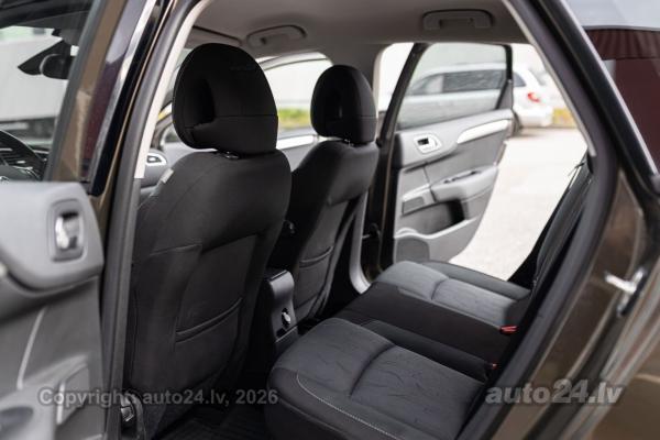 Brown Citroen C4 2013 in Tallinn, with an engine capacity of 1.60 L and mileage of 226 thousand km for 3999 €, photo 9 on AUTOMOTO.COM.LV