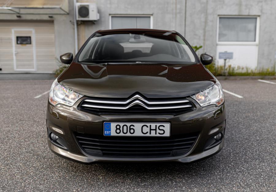 Brūns Citroen C4 2013 Tallina, ar dzinēja tilpumu 1.60 L un nobraukumu 226 tūkst. km par 3999 €, foto 3 vietnē AUTOMOTO.COM.LV