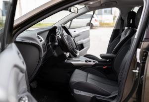 Brūns Citroen C4 2013 Tallina, ar dzinēja tilpumu 1.60 L un nobraukumu 226 tūkst. km par 3999 €, foto 15 vietnē AUTOMOTO.COM.LV