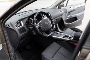 Brūns Citroen C4 2013 Tallina, ar dzinēja tilpumu 1.60 L un nobraukumu 226 tūkst. km par 3999 €, foto 29 vietnē AUTOMOTO.COM.LV