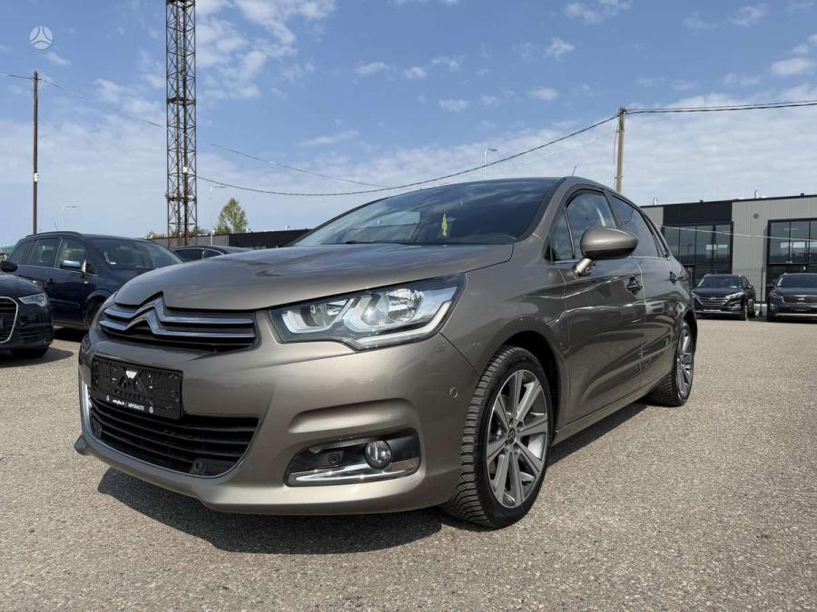 Brūns Citroen C4 2015 Kauņa, ar dzinēja tilpumu 1.56 L un nobraukumu 190 tūkst. km par 6800 €, foto 3 vietnē AUTOMOTO.COM.LV