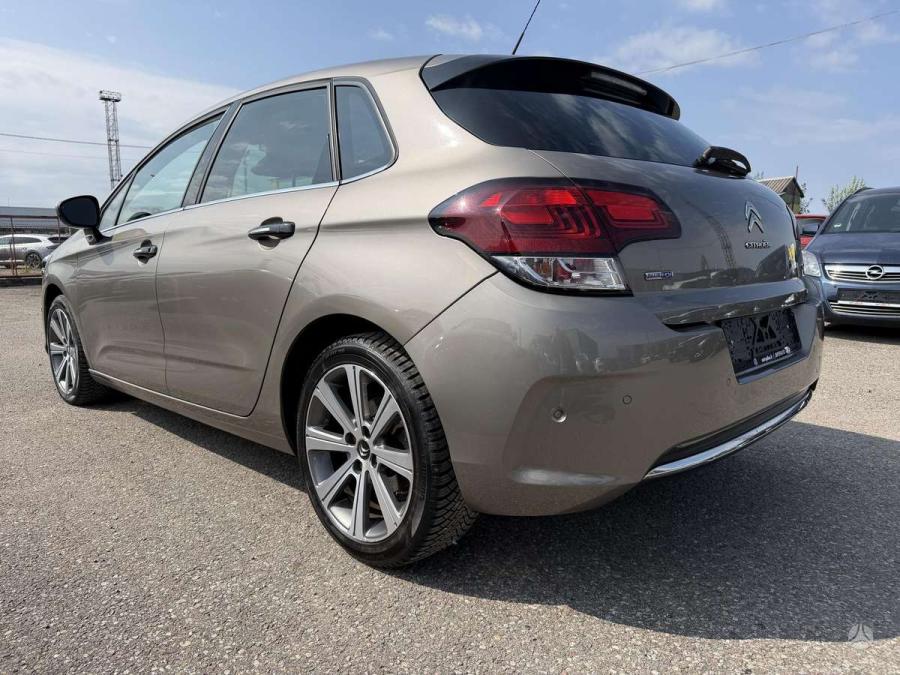 Brūns Citroen C4 2015 Kauņa, ar dzinēja tilpumu 1.56 L un nobraukumu 190 tūkst. km par 6800 €, foto 5 vietnē AUTOMOTO.COM.LV