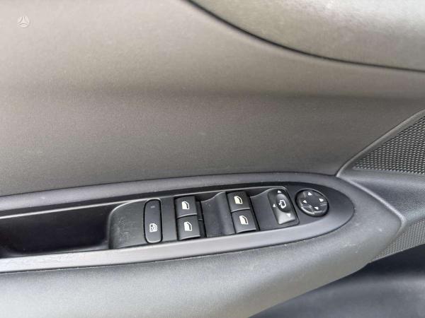 Brūns Citroen C4 2015 Kauņa, ar dzinēja tilpumu 1.56 L un nobraukumu 190 tūkst. km par 6800 €, foto 10 vietnē AUTOMOTO.COM.LV