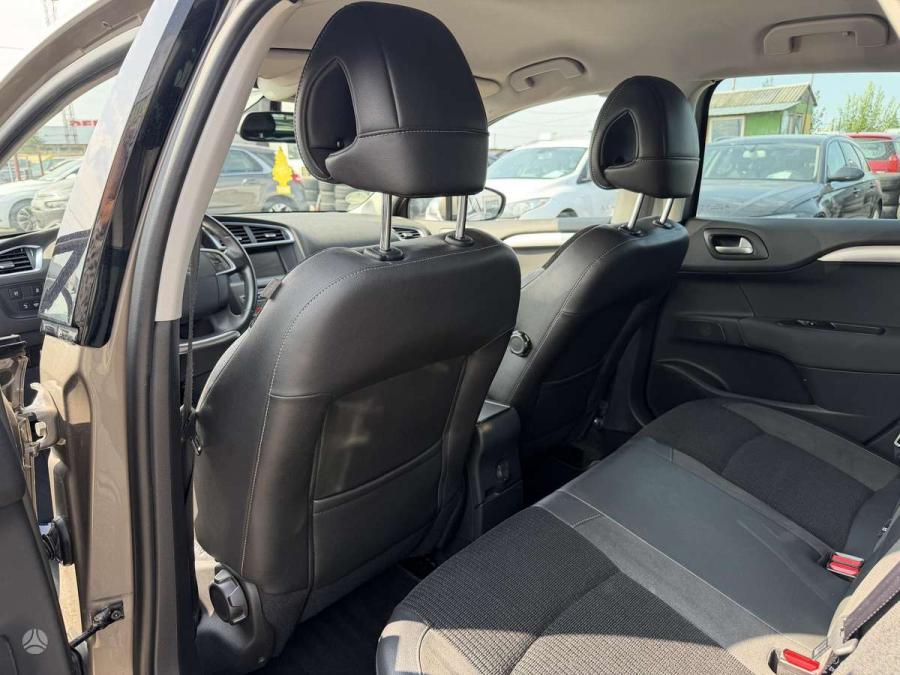 Brūns Citroen C4 2015 Kauņa, ar dzinēja tilpumu 1.56 L un nobraukumu 190 tūkst. km par 6800 €, foto 14 vietnē AUTOMOTO.COM.LV