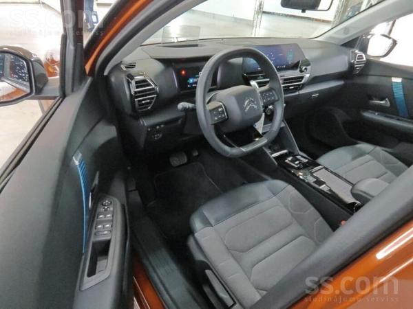 Brūns Citroen C4 2021 Rīga, ar dzinēja tilpumu 1.60 L un nobraukumu 42 tūkst. km par 18900 €, foto 3 vietnē AUTOMOTO.COM.LV