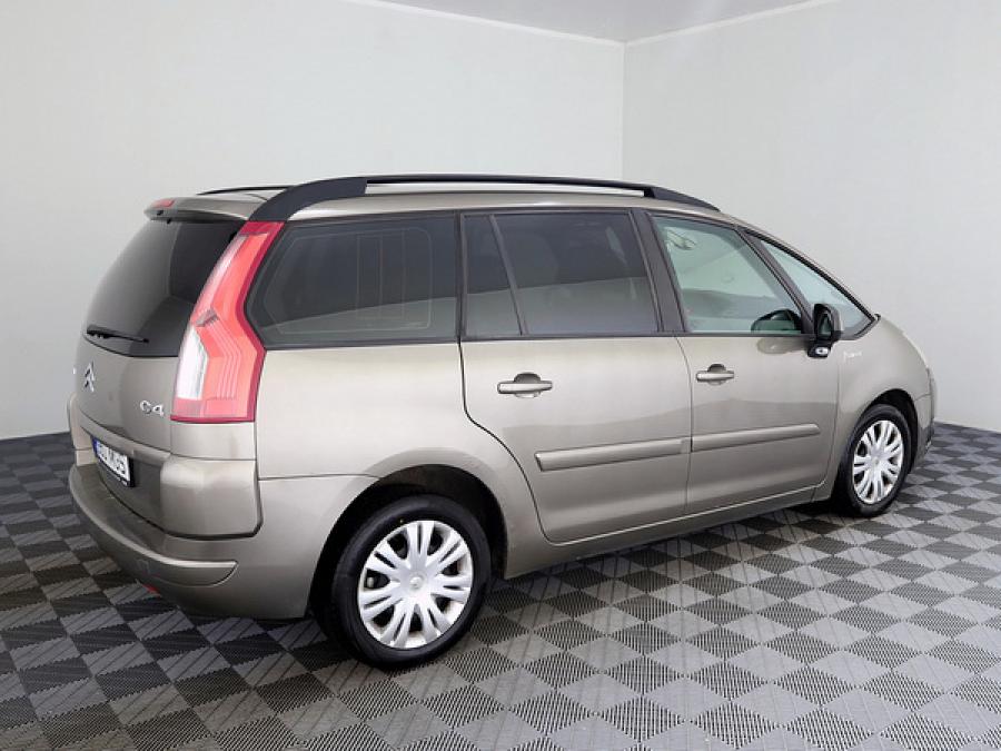 Brown Citroen C4 2007 in Tallinn, with an engine capacity of 2.00 L and mileage of 287 thousand km for 699 €, photo 4 on AUTOMOTO.COM.LV