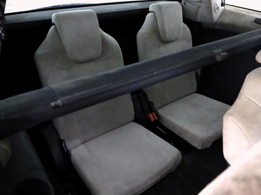 Brown Citroen C4 2007 in Tallinn, with an engine capacity of 2.00 L and mileage of 287 thousand km for 699 €, photo 9 on AUTOMOTO.COM.LV