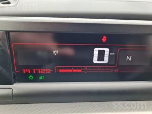 Melns Citroen C4 Cactus 2015 Jelgava, ar dzinēja tilpumu 1.20 L un nobraukumu 0 tūkst. km par 6590 €, foto 3 vietnē AUTOMOTO.COM.LV