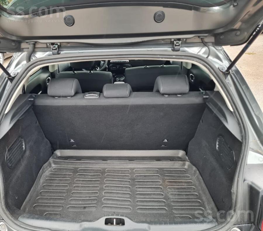 Melns Citroen C4 Cactus 2015 Jelgava, ar dzinēja tilpumu 1.20 L un nobraukumu 0 tūkst. km par 6590 €, foto 8 vietnē AUTOMOTO.COM.LV