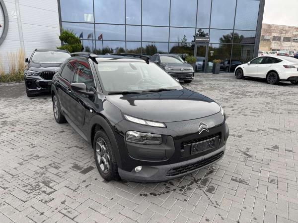Citroen C4 Cactus 2015 in Telschi on AUTOMOTO.COM.LV Black Citroen C4 Cactus 2015 in Telschi, with an engine capacity of 1.20 L and mileage of 151 thousand km for 2699 €, photo 10 on AUTOMOTO.COM.LV