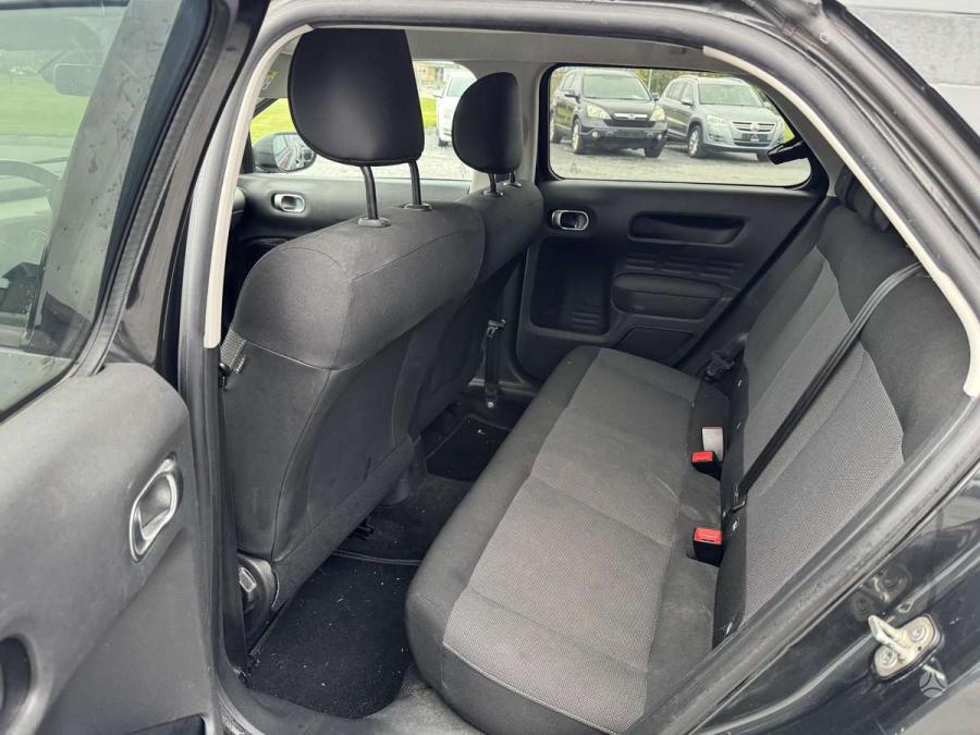 Black Citroen C4 Cactus 2015 in Telschi, with an engine capacity of 1.20 L and mileage of 151 thousand km for 2699 €, photo 17 on AUTOMOTO.COM.LV