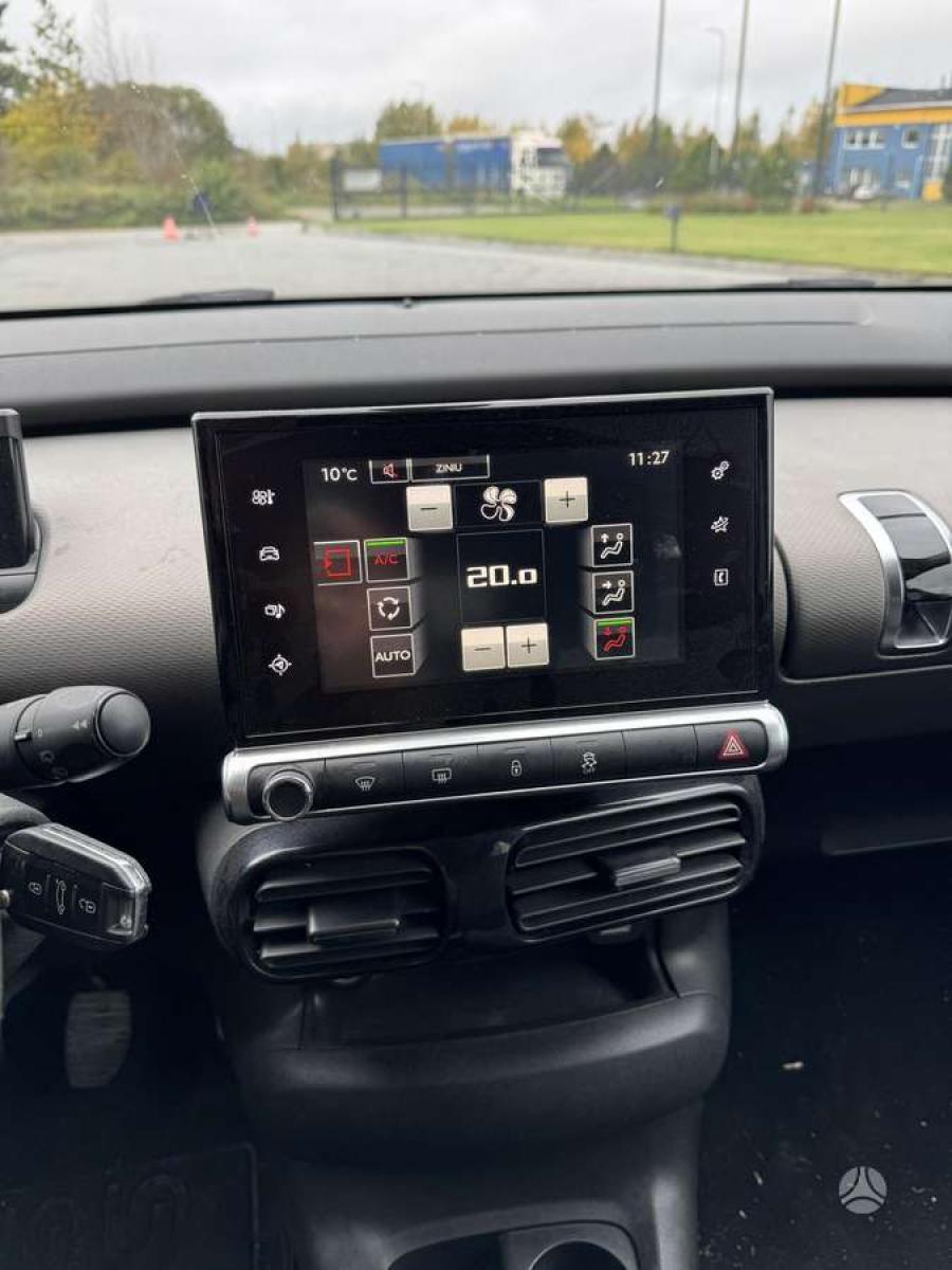 Black Citroen C4 Cactus 2015 in Telschi, with an engine capacity of 1.20 L and mileage of 151 thousand km for 2699 €, photo 23 on AUTOMOTO.COM.LV